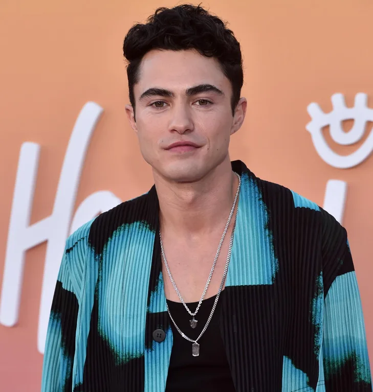 Darren Barnet's Girlfriend: Who He's Dating Right Now