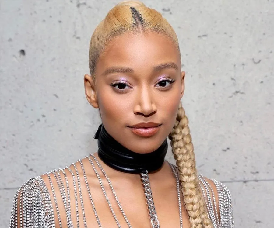Amandla Stenberg Claps Back at Cleavage Critic | ELLE