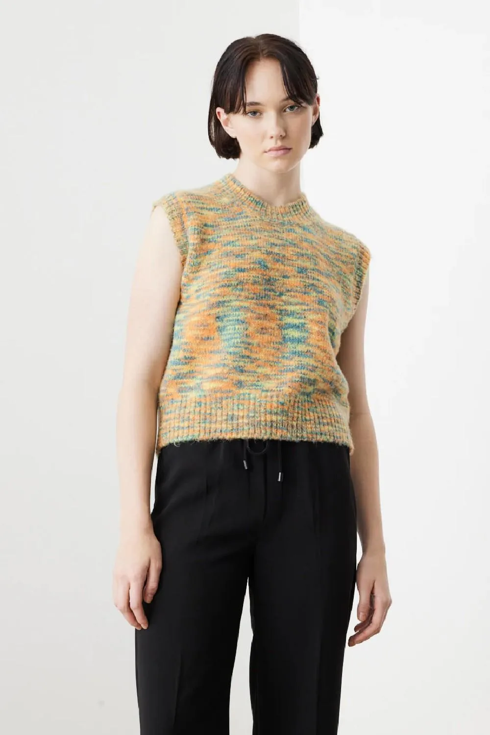 How To Stylishly Channel The Frazzled English Woman Trend