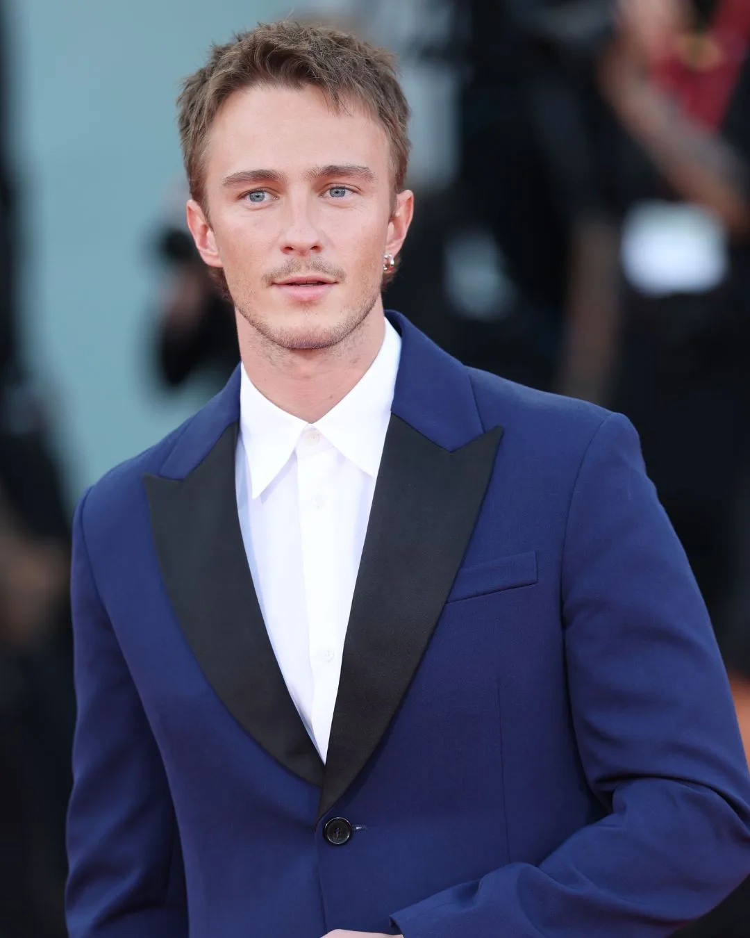 The 'Outer Banks' Cast's Boyfriends & Girlfriends In Real Life