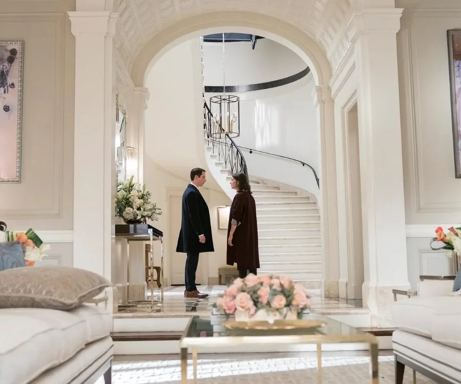 Lavish Locations Where 'Succession' Season 4 Was Filmed | ELLE