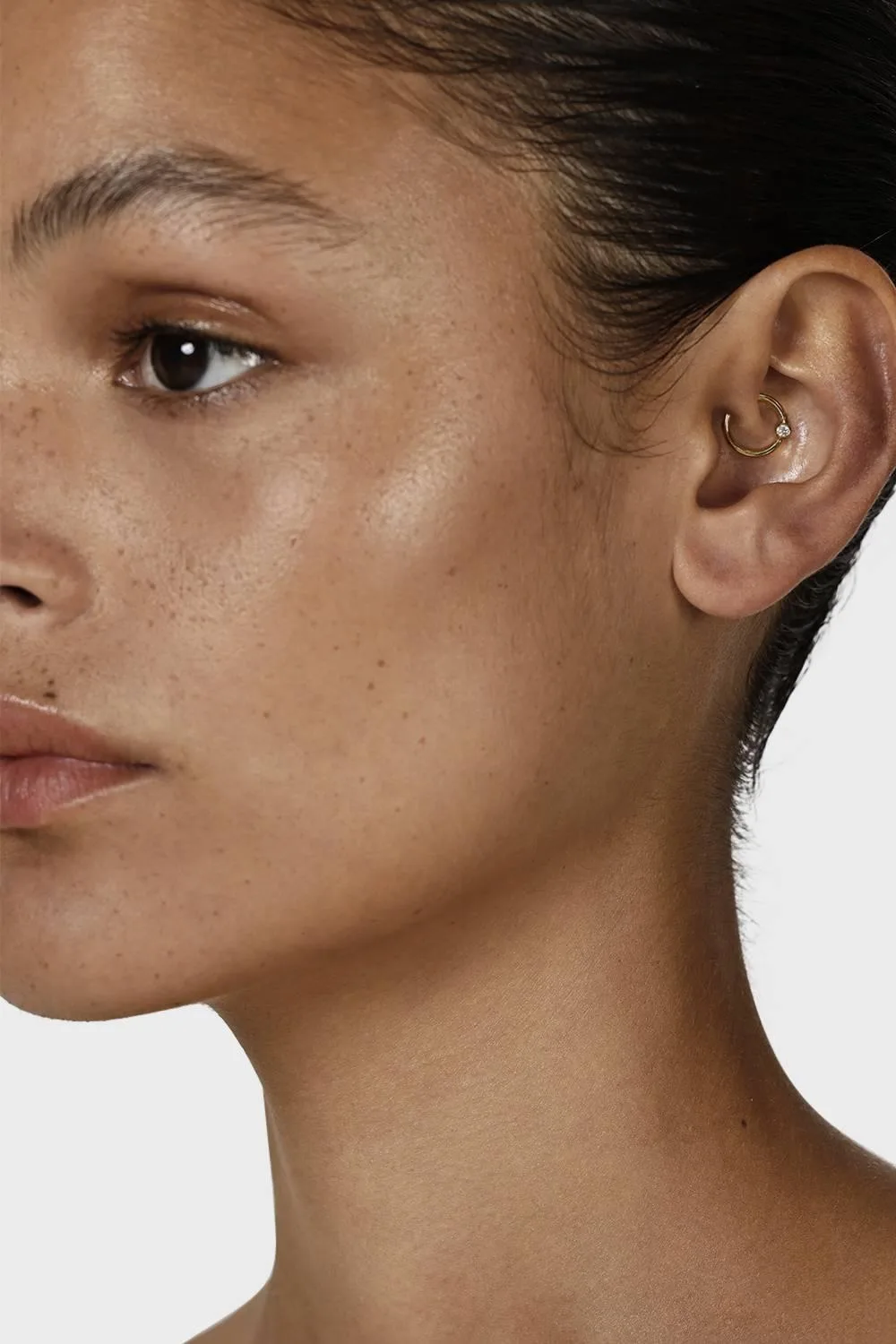 Daith Piercings: Chic and Most Painful Ear Piercing | ELLE