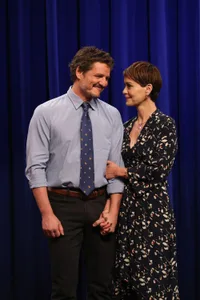 A Timeline Of Pedro Pascal And Sarah Paulson's Friendship