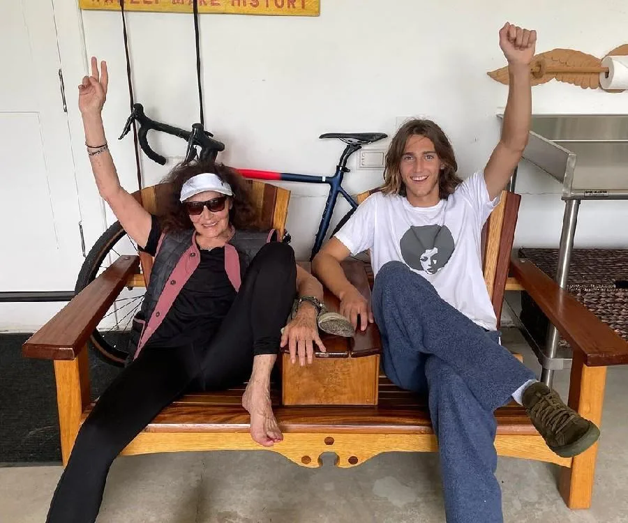 11 Single Hot Princes You Can Still Marry