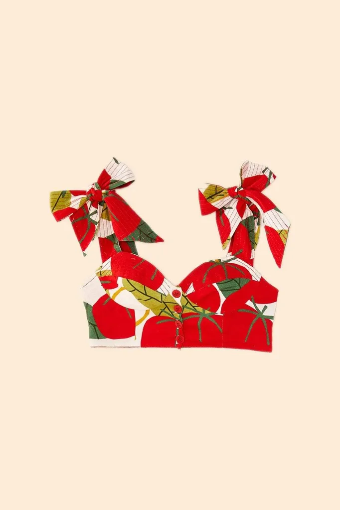 TikTok’s Tomato Girl Aesthetic: What It Is & How To Achieve | ELLE