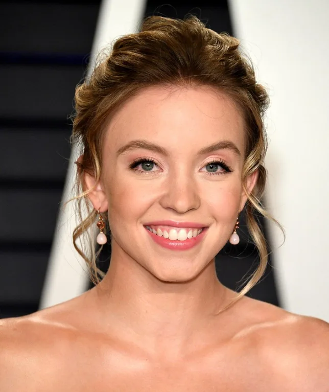 Sydney Sweeney’s Beauty Transformation Before & After | ELLE