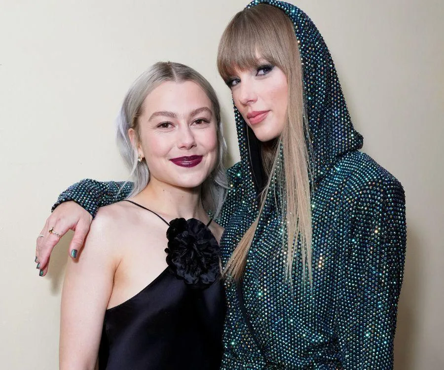 A Guide To All Of Taylor Swift’s Celebrity Best Friends