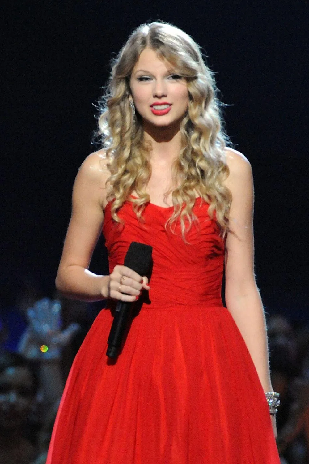 Taylor Swift's Red Lipstick: The Origin Story & Where To Buy