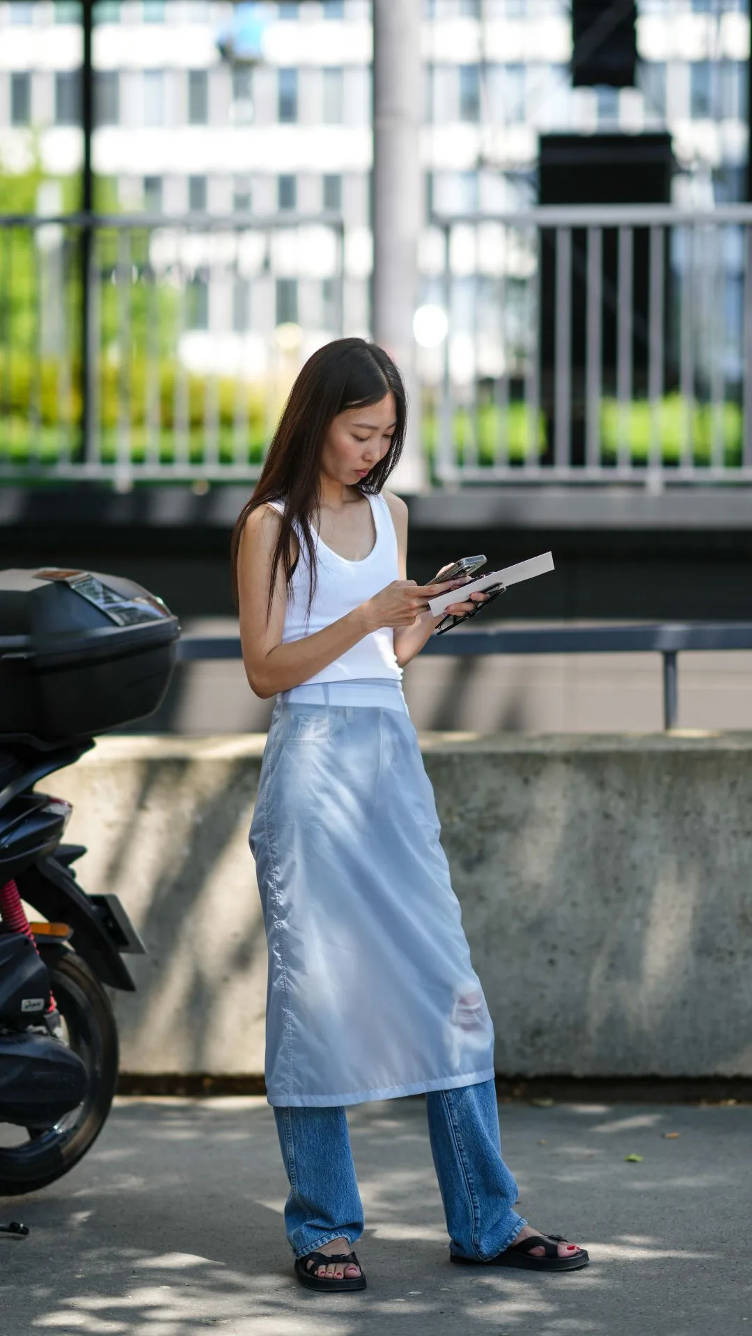 Four Ways To Hack The Hinge Algorithm | ELLE