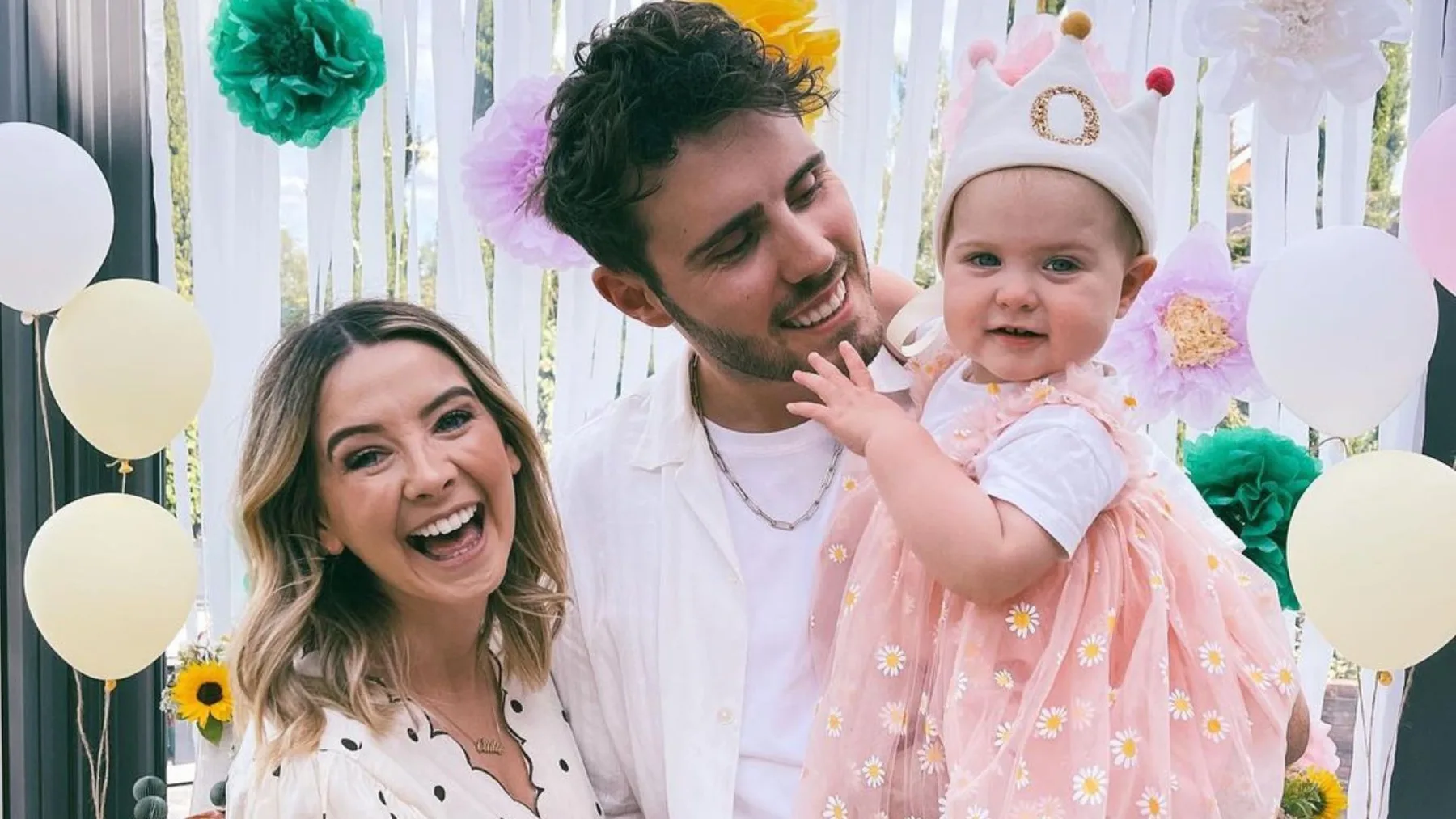 Zoe Sugg & Alfie Deyes Welcome Second Daughter | ELLE