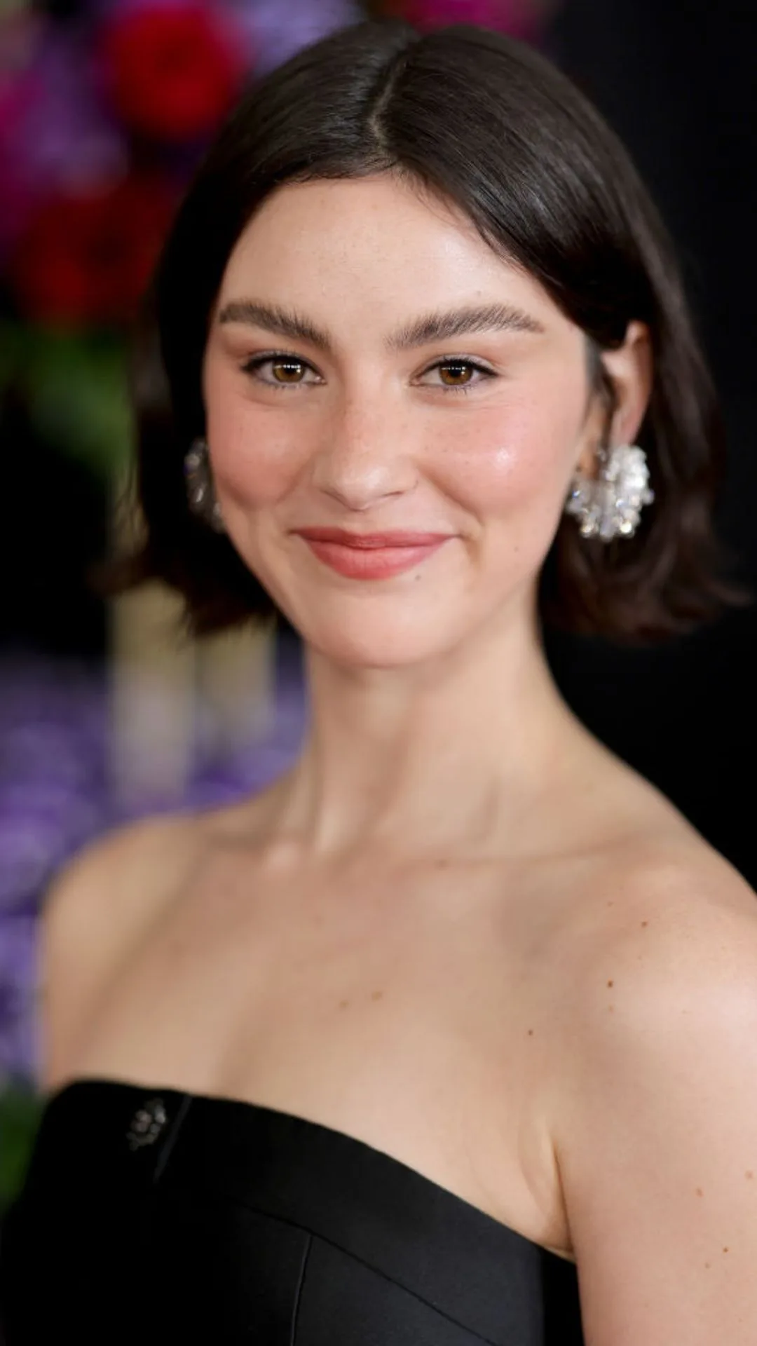 How To Recreate Gracie Abrams' Grammys Makeup At Home | ELLE