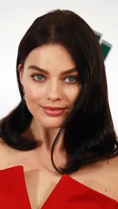 Margot Robbie's The Sims Movie: Details, Plot & Release Date