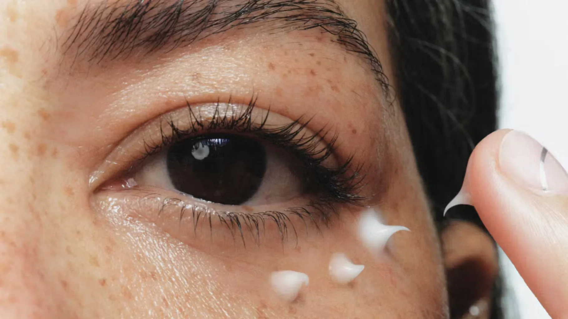 The 11 Best Eye Creams According To ELLE Editors