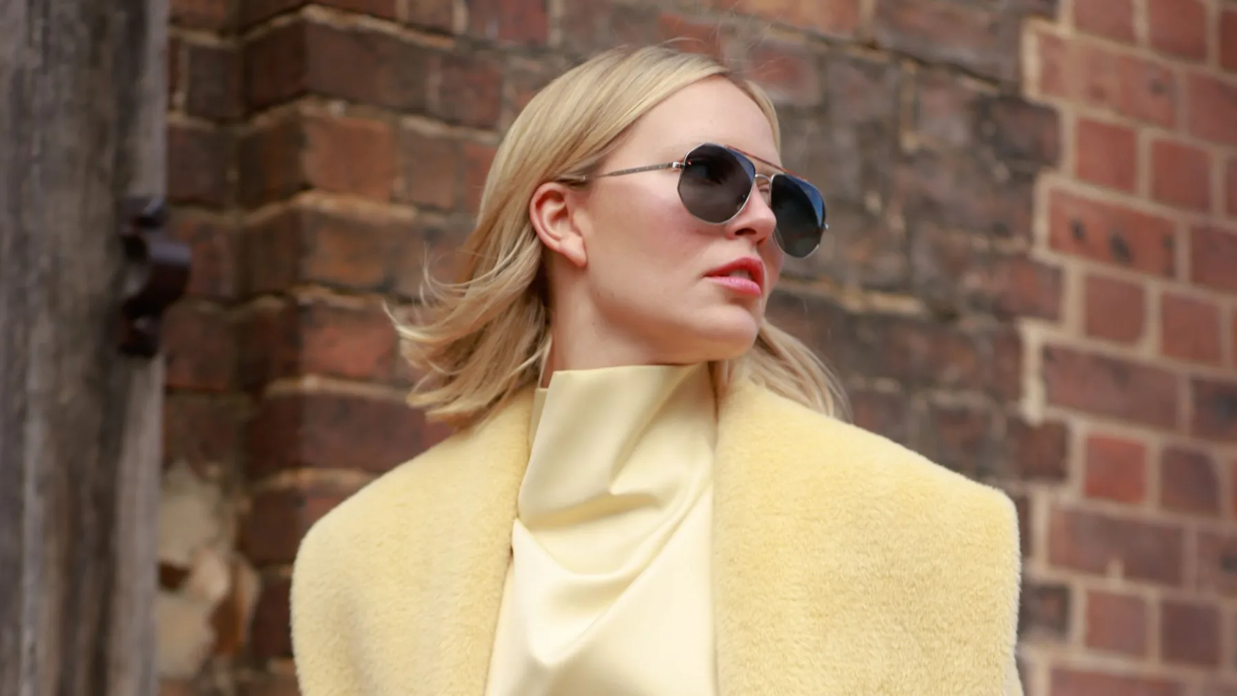 How Many Clothes Does the Average Aussie Buy? | ELLE