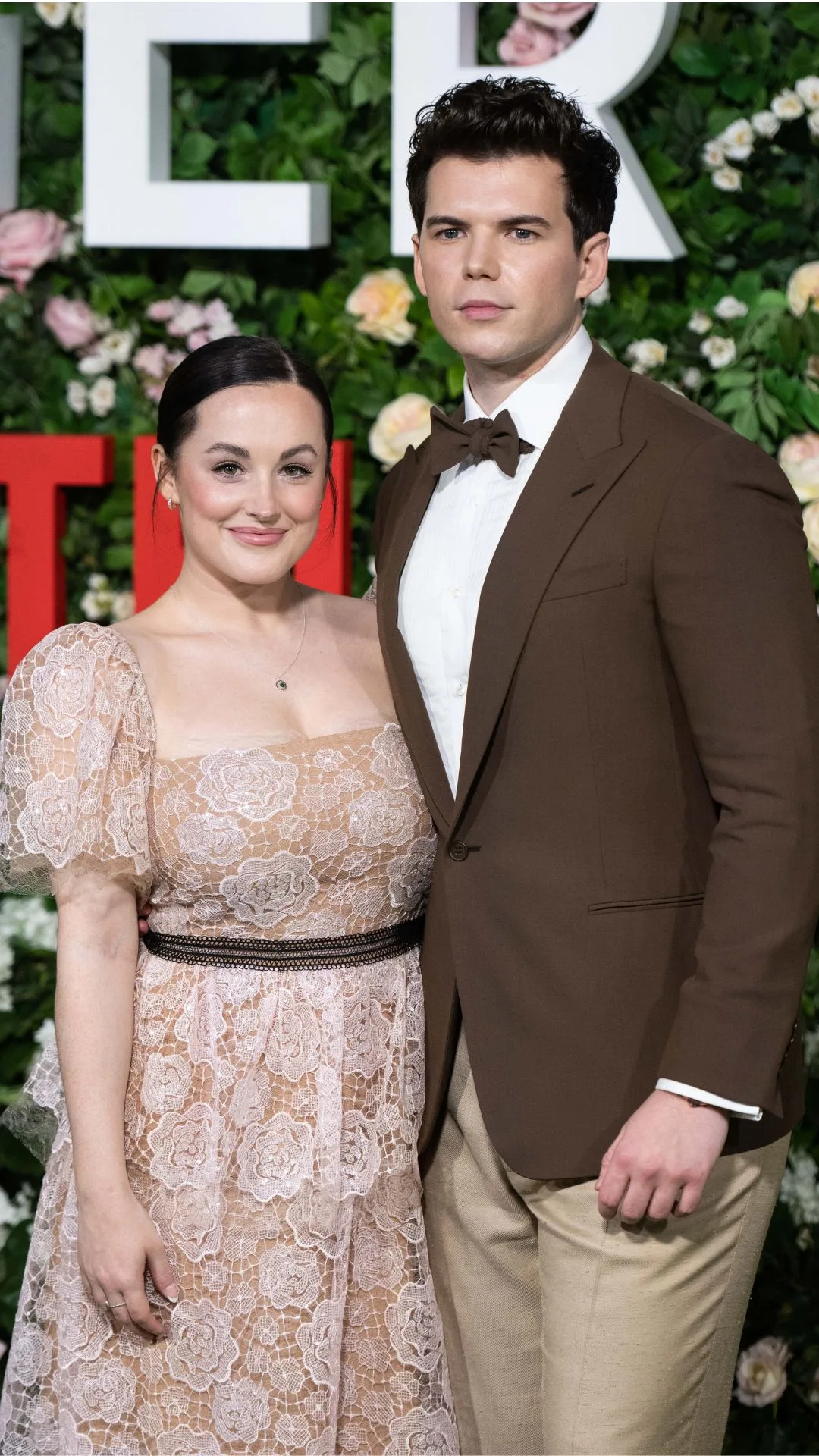 Is Luke Newton Single? Meet Bridgerton Star's New Girlfriend | ELLE