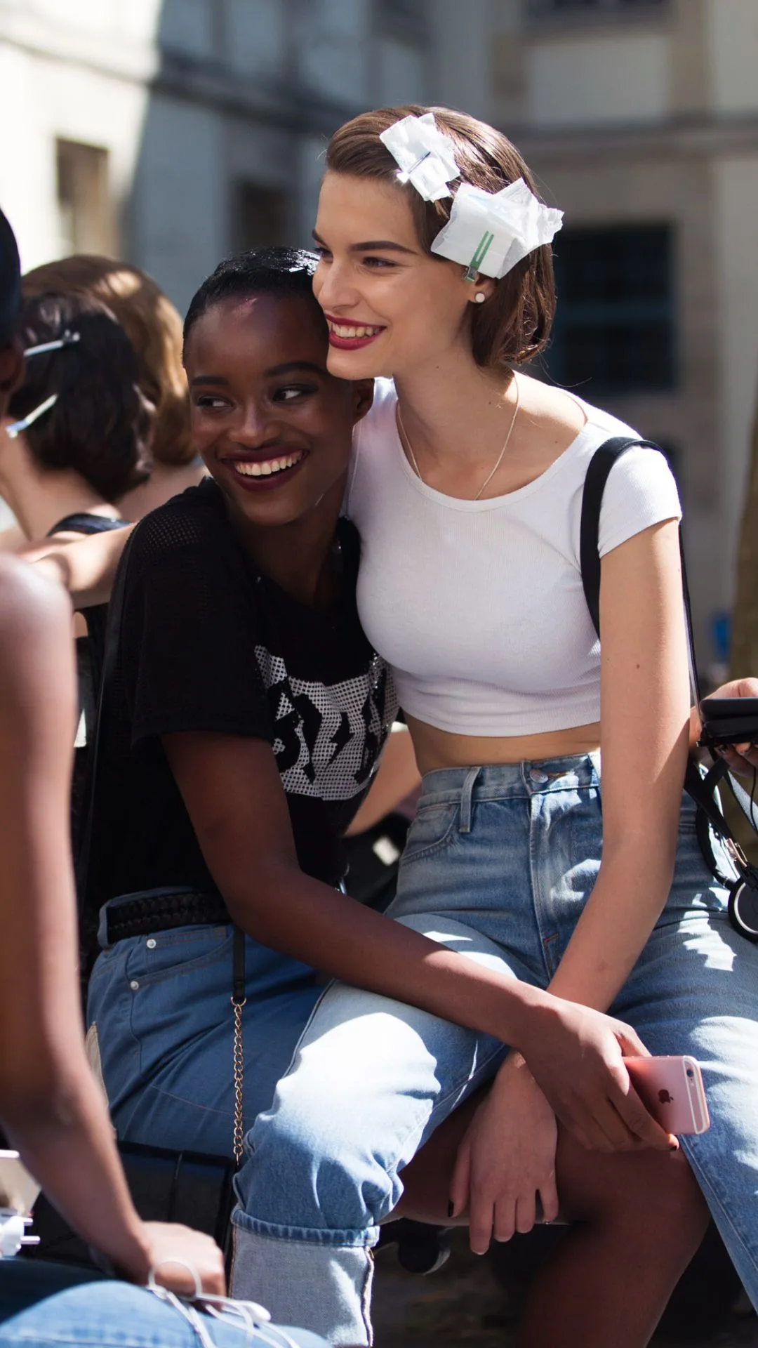 How Your Venus Sign Can Tell You Where to Meet Next Partner | ELLE