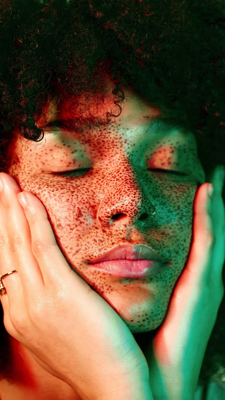 Here's What Vaping Does To Your Skin