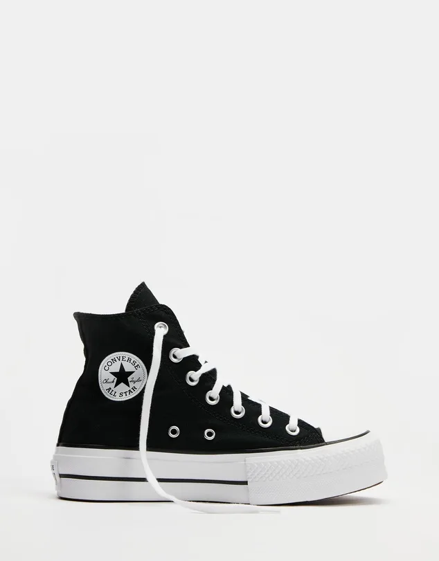 How Fashion Girls Are Styling Converse in 2024 | ELLE