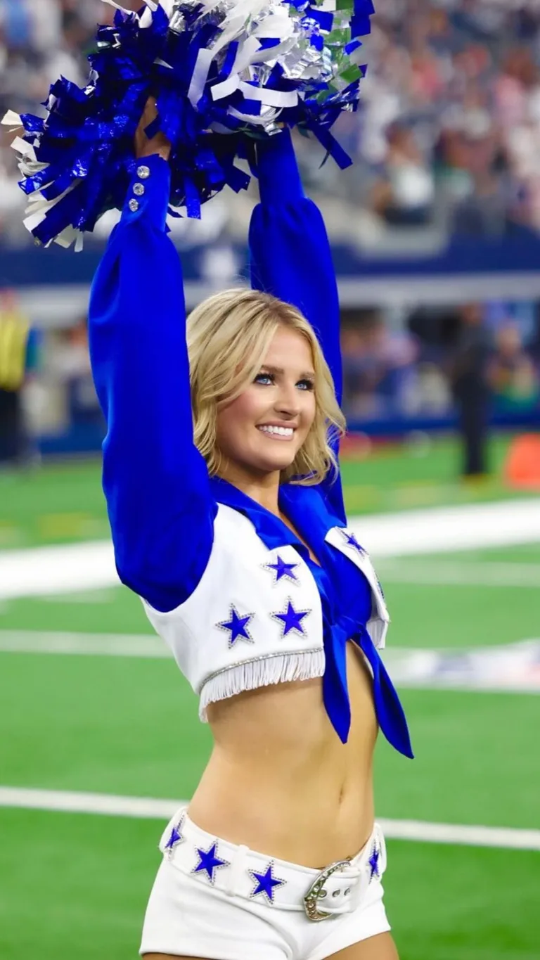 Real' Jobs of Dallas Cowboys Cheerleaders Revealed | ELLE