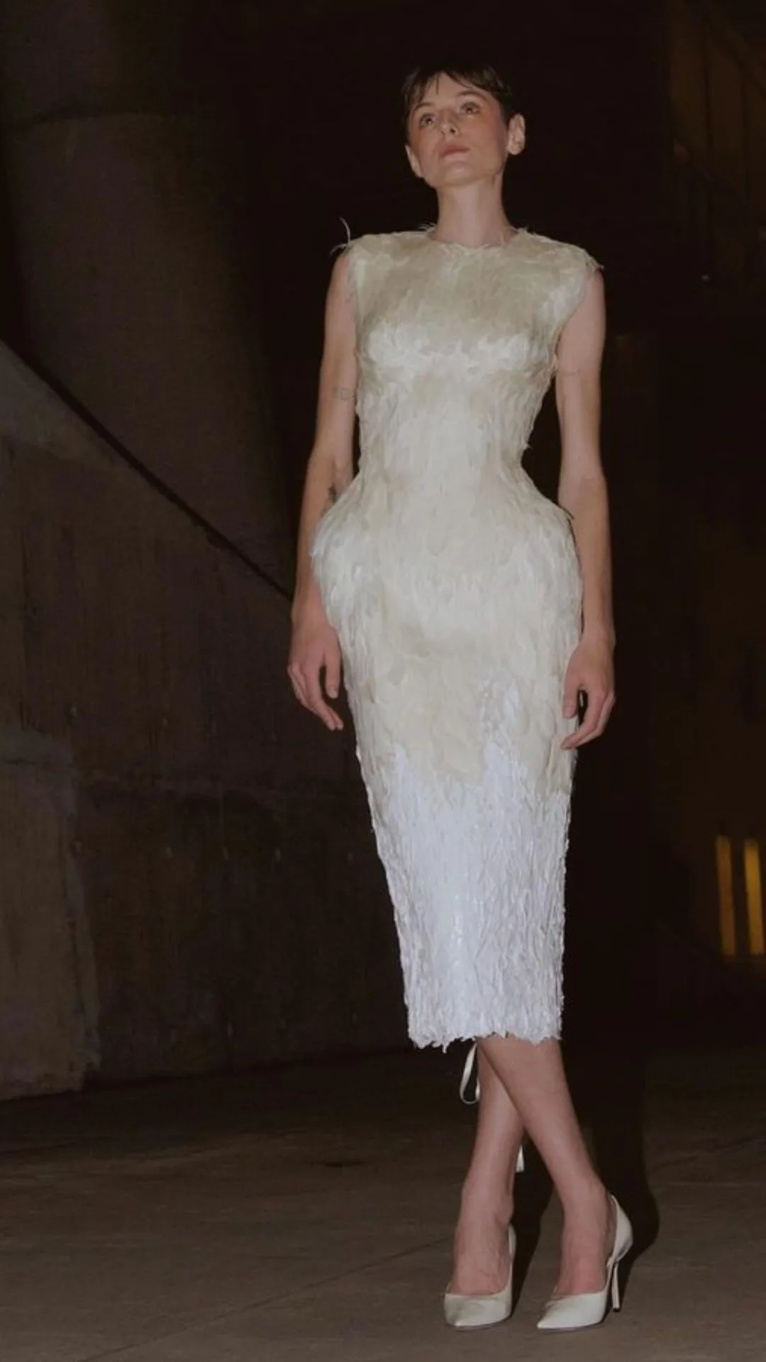 Emma Corrin Is A Fashionable Force To Be Reckoned With | ELLE