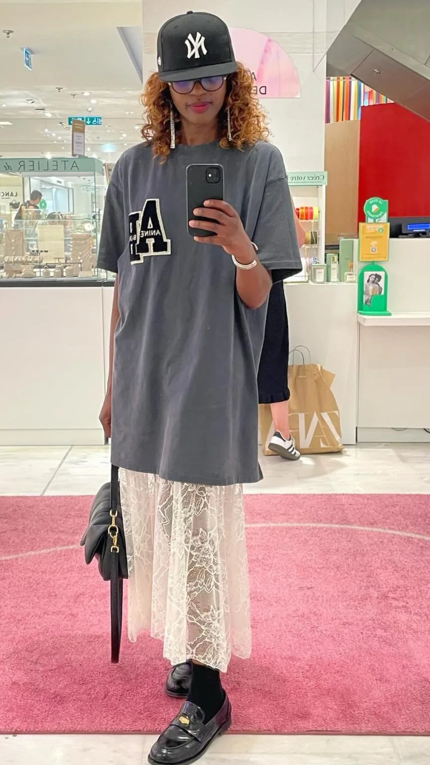Oversized Tees & Maxi Skirts: Summer’s Top Outfit Combo | ELLE