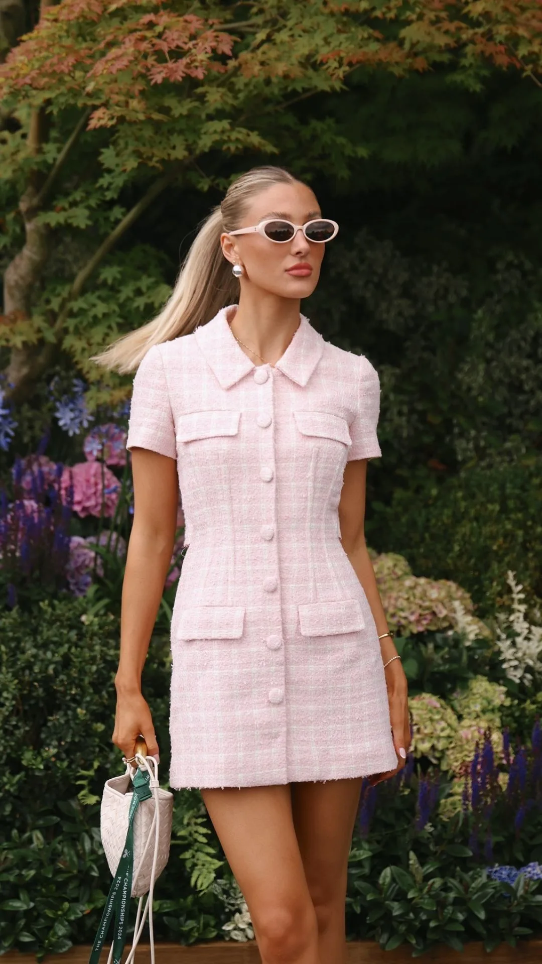 Thanasi Kokkinakis’ Girlfriend Hannah Dal Sasso Revealed | ELLE