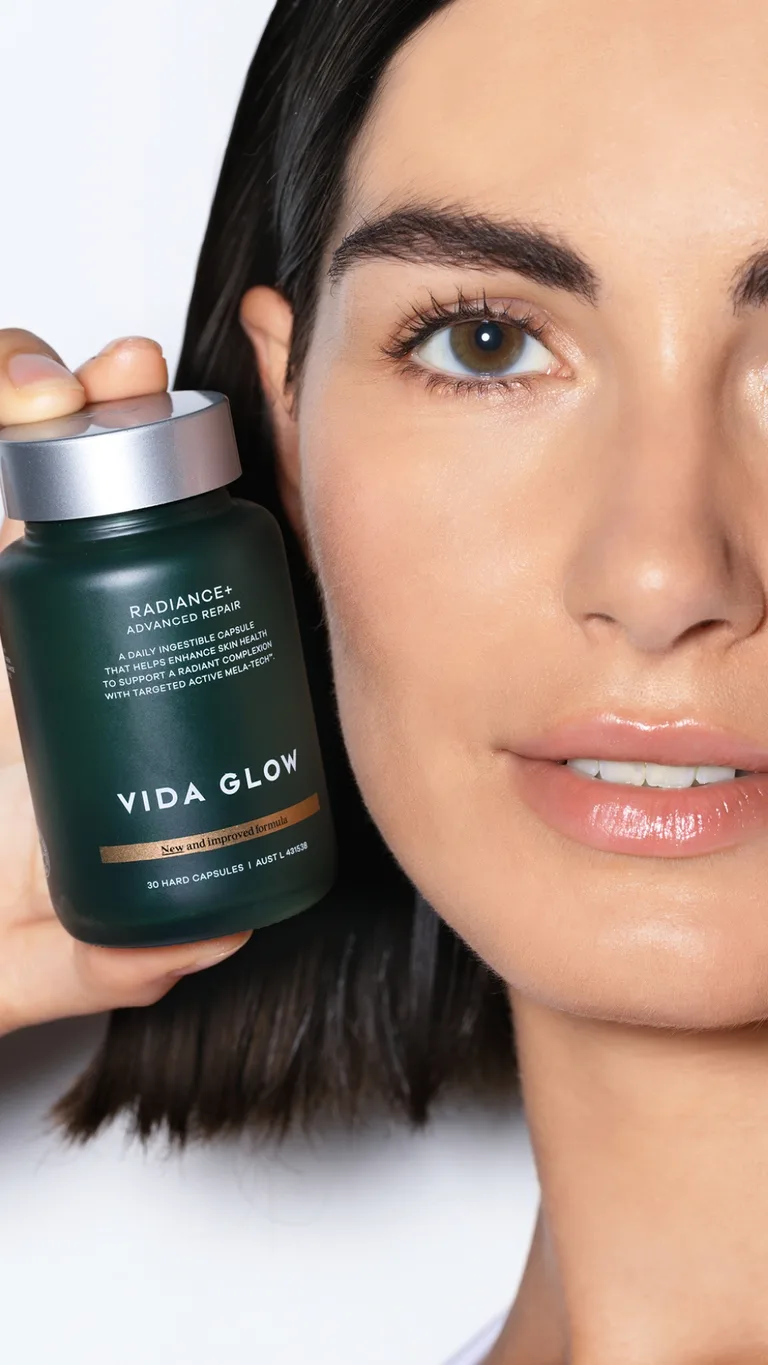 We Tried Vida Glow’s New Radiance Capsules And The Results Are Glowing