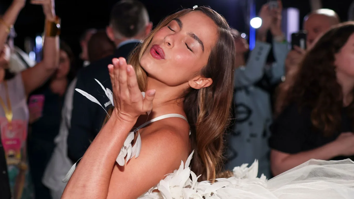 The Best Pop Culture References On The VMAs Red Carpet | ELLE