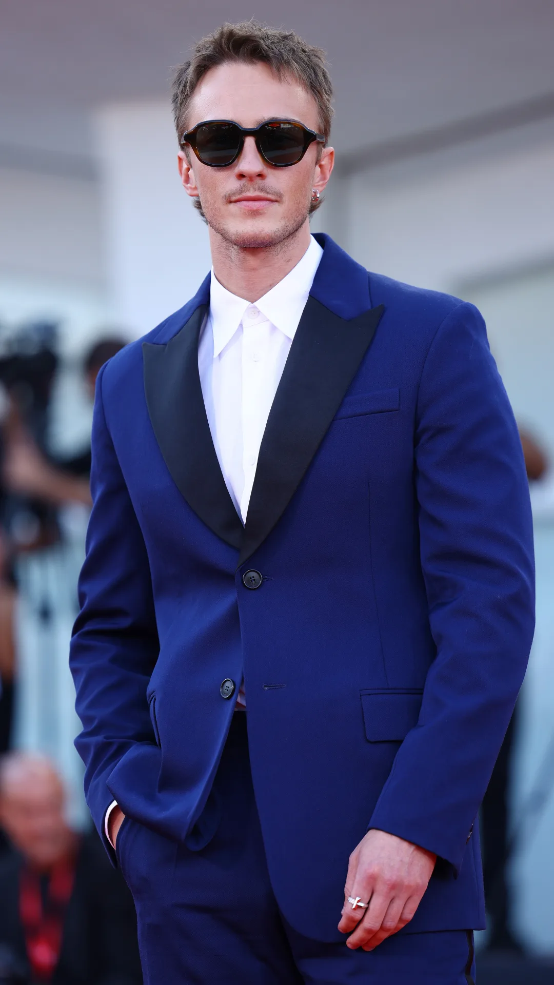 Who Is 'OBX' Star Drew Starkey Dating? | ELLE