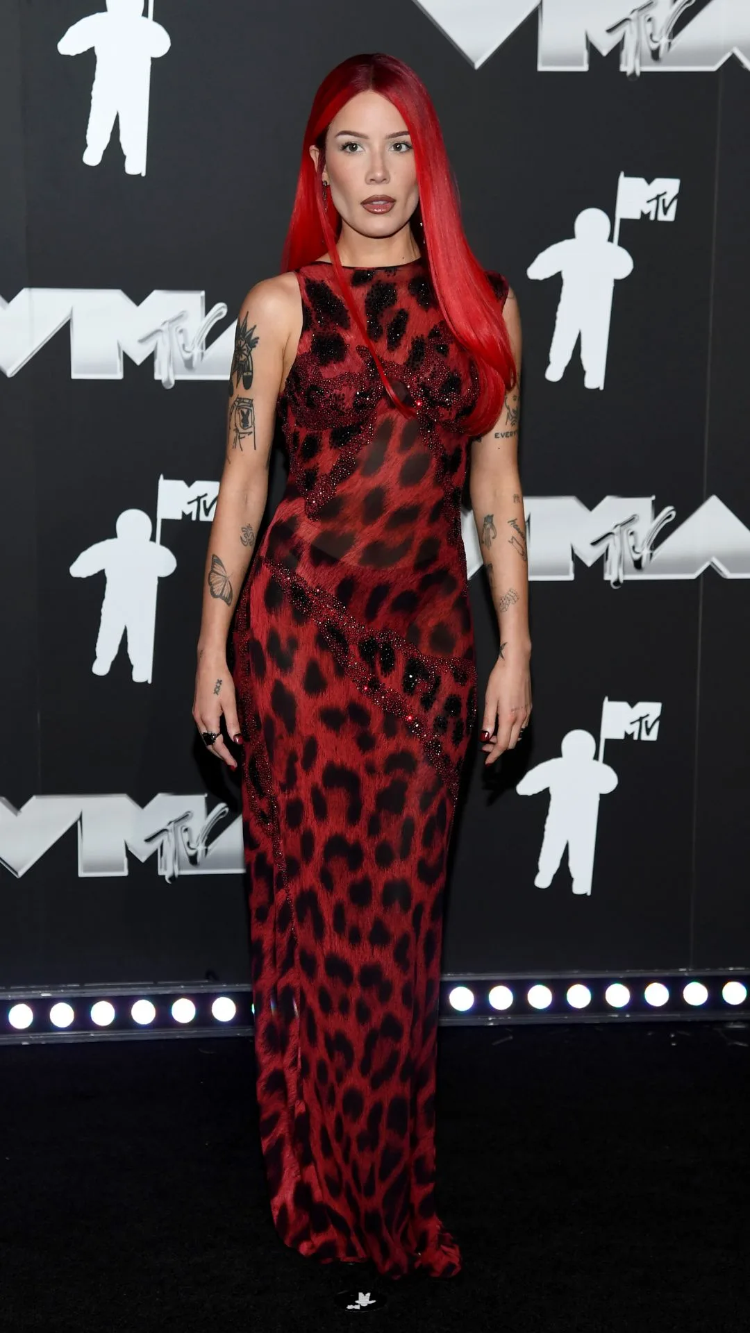 The Best Looks From The MTV VMAs Red Carpet | ELLE