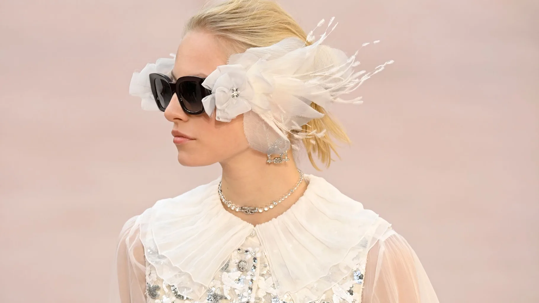 Chanel SS25 Captures Feminine Flights Of Fancy | ELLE