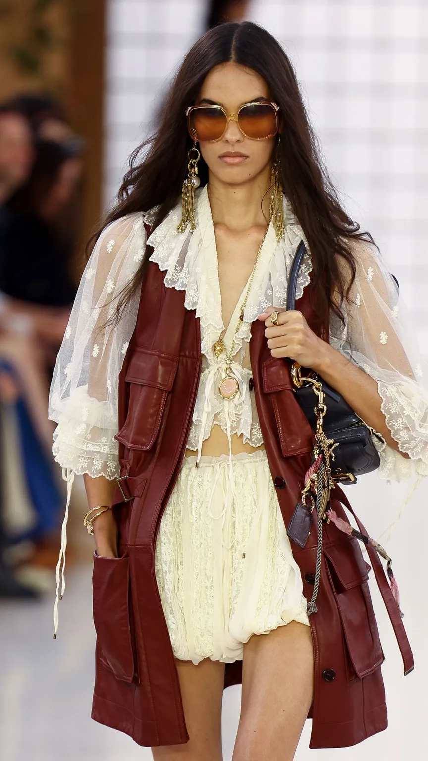 2025 Fashion Trends: What Will Define Our Style This Year?