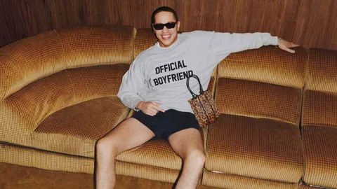 Pete Davidson Is A Tattoo-Free Perfect Boyfriend In Reformation Ad