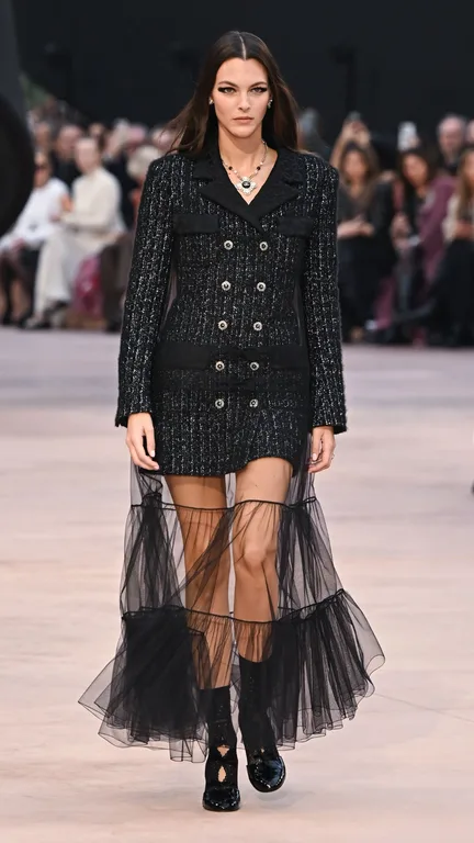The Best Looks From The Chanel Fall-Winter Runway 2025