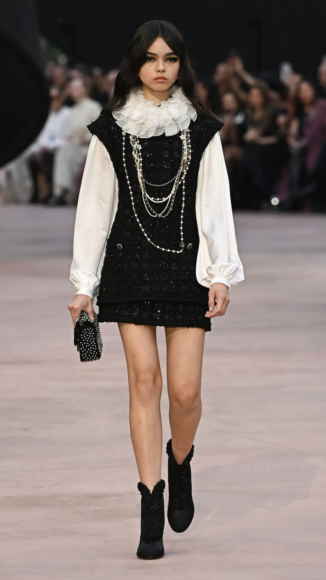 The Best Looks From The Chanel Fall-Winter Runway 2025