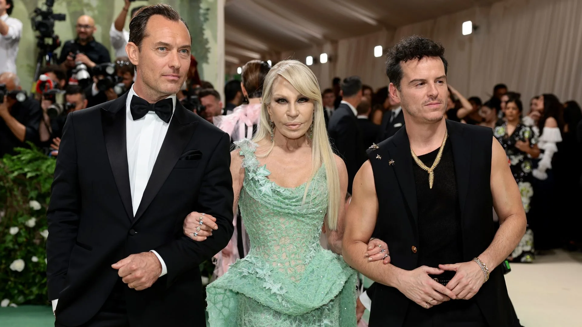 Donatella Versace To Be Succeeded By Dario Vitale At Versace