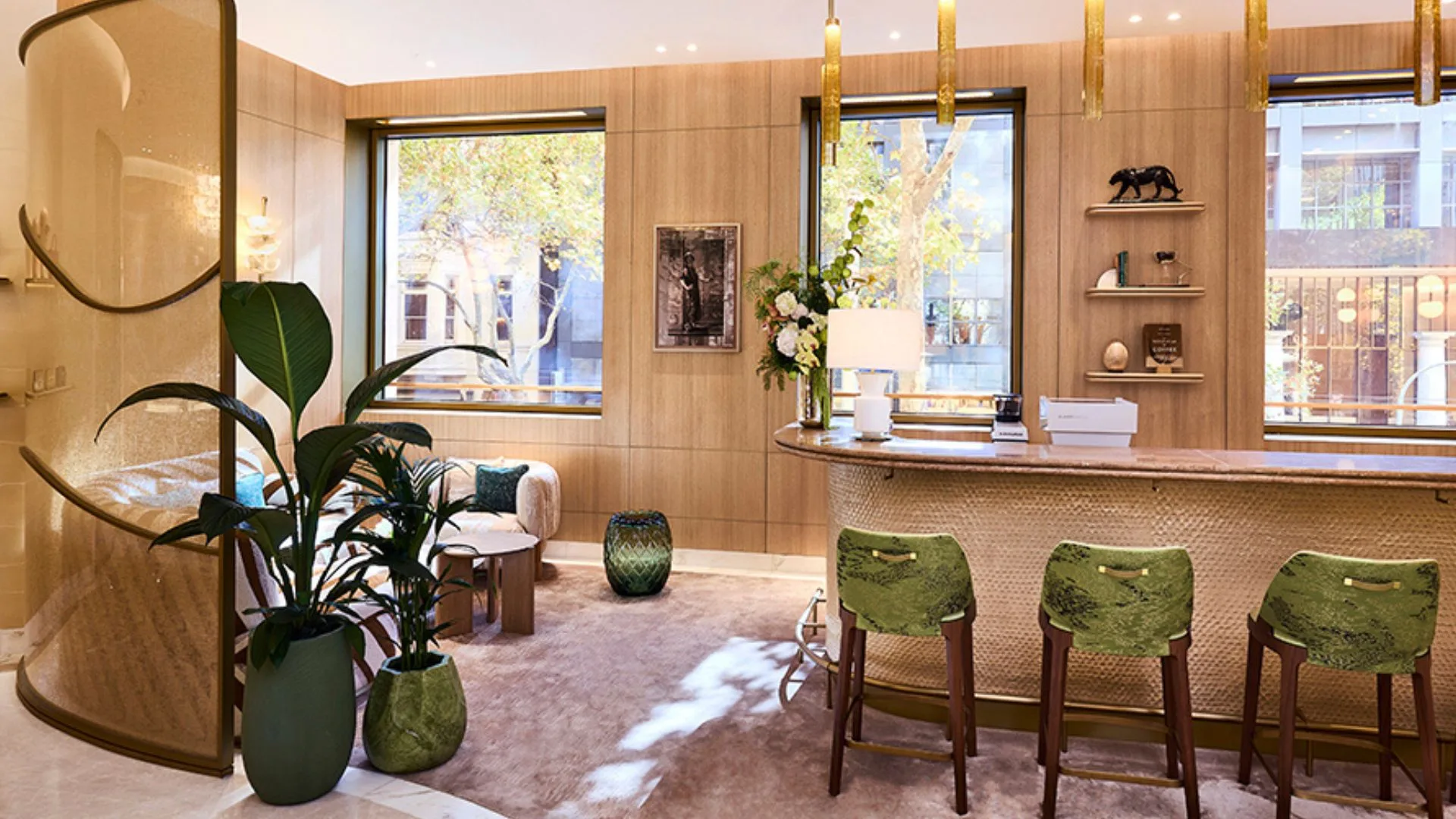 An Exclusive Look Inside Cartier's New Melbourne Boutique| ELLE
