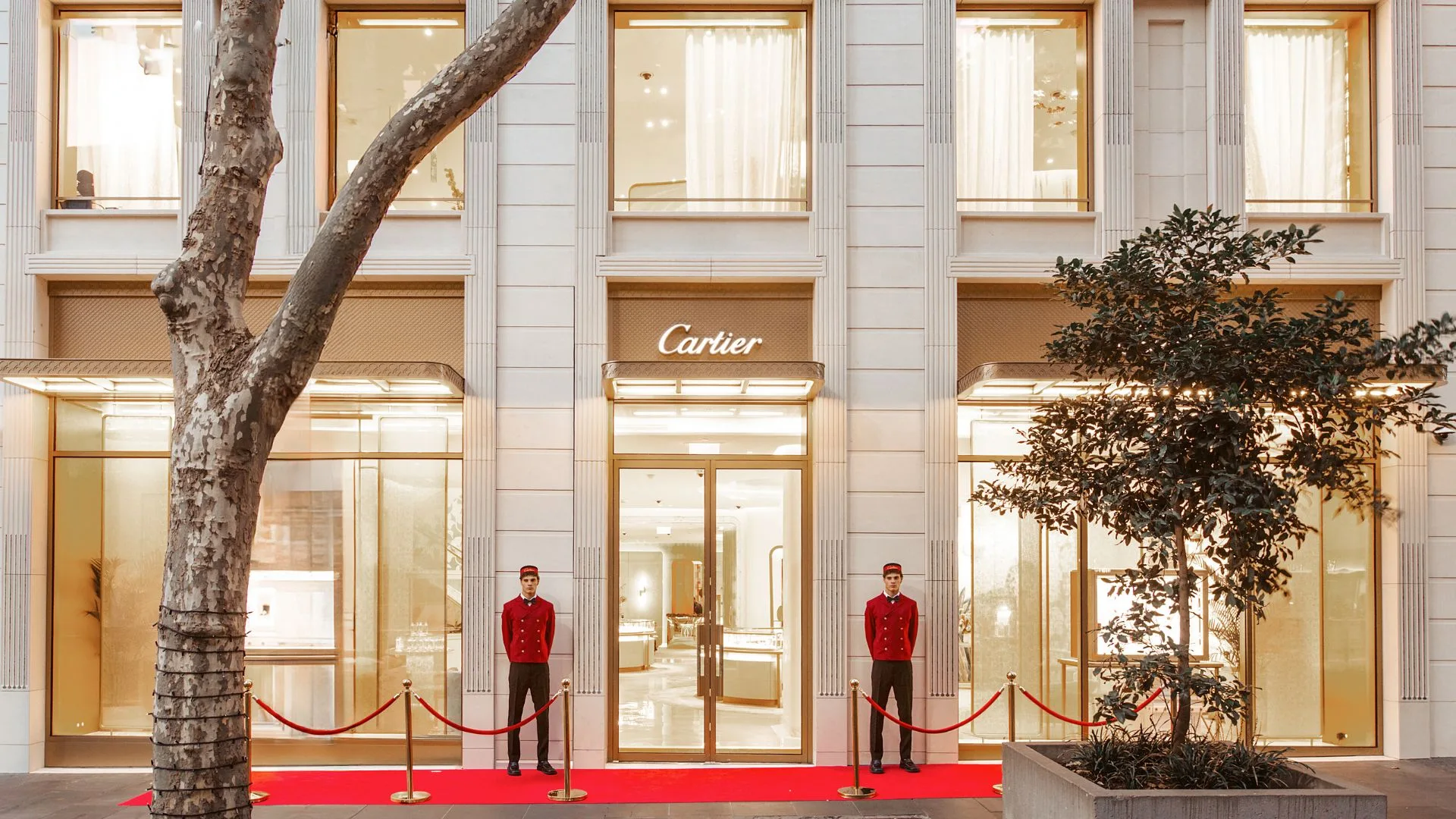 An Exclusive Look Inside Cartier's New Melbourne Boutique| ELLE