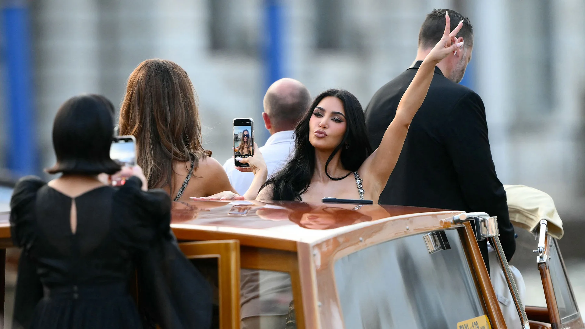 Every Celebrity Who Made It Onto Jeff Bezos' Wedding Guest List