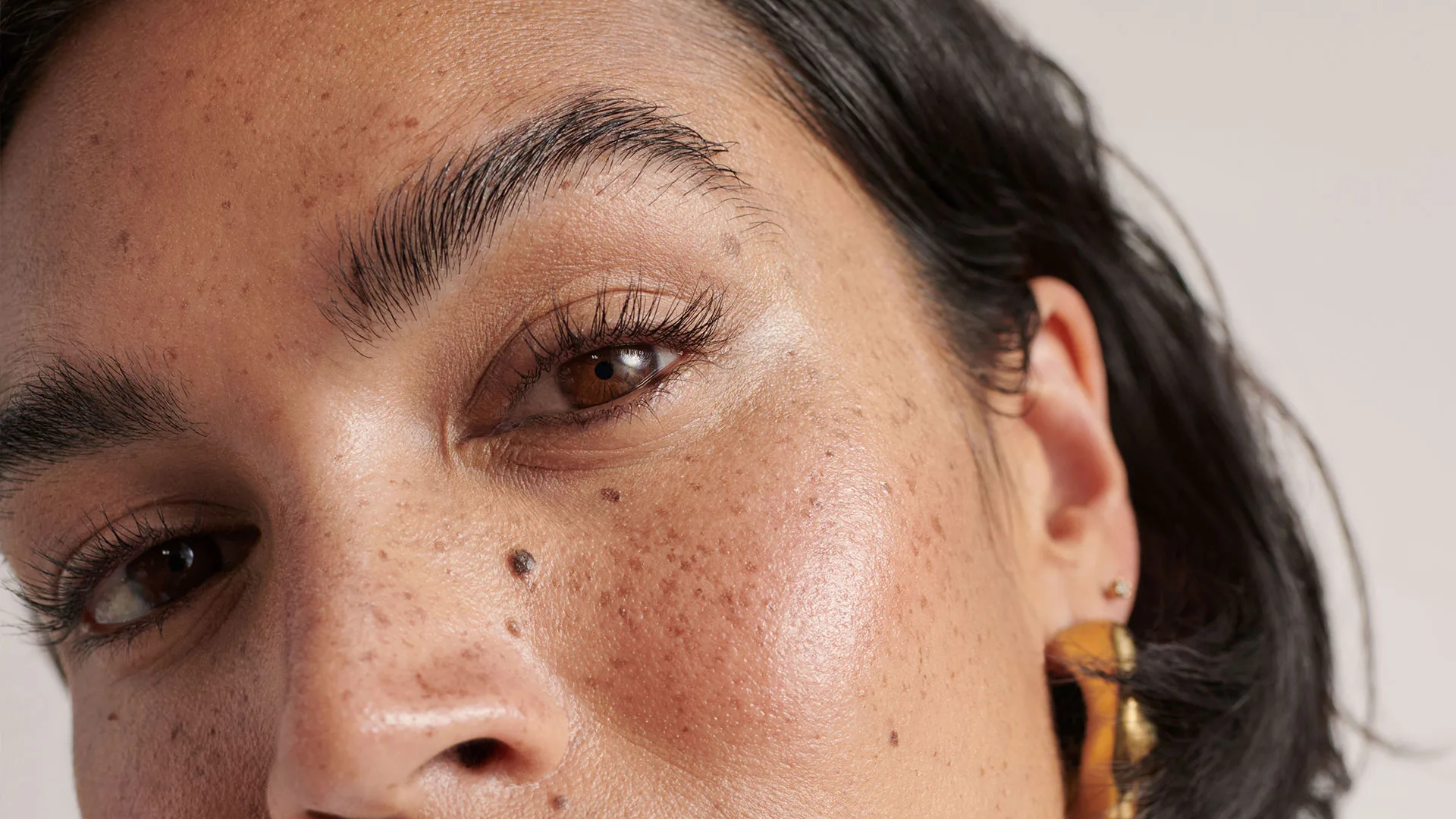 The 10 Brow Gels And Waxes We Always Have In Our Beauty Bags | ELLE