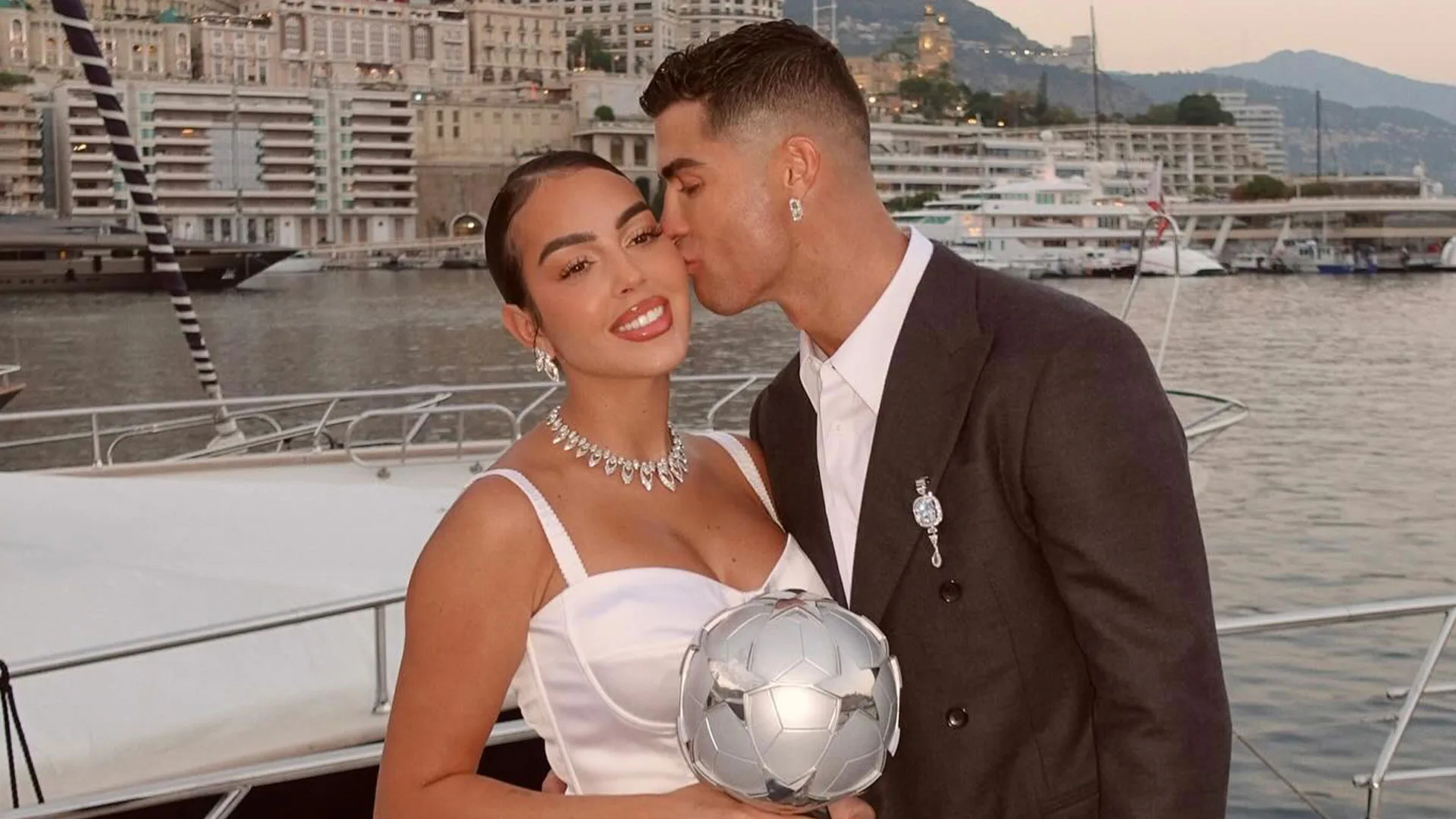 Cristiano Ronaldo And Georgina Rodríguez Are Officially Engaged