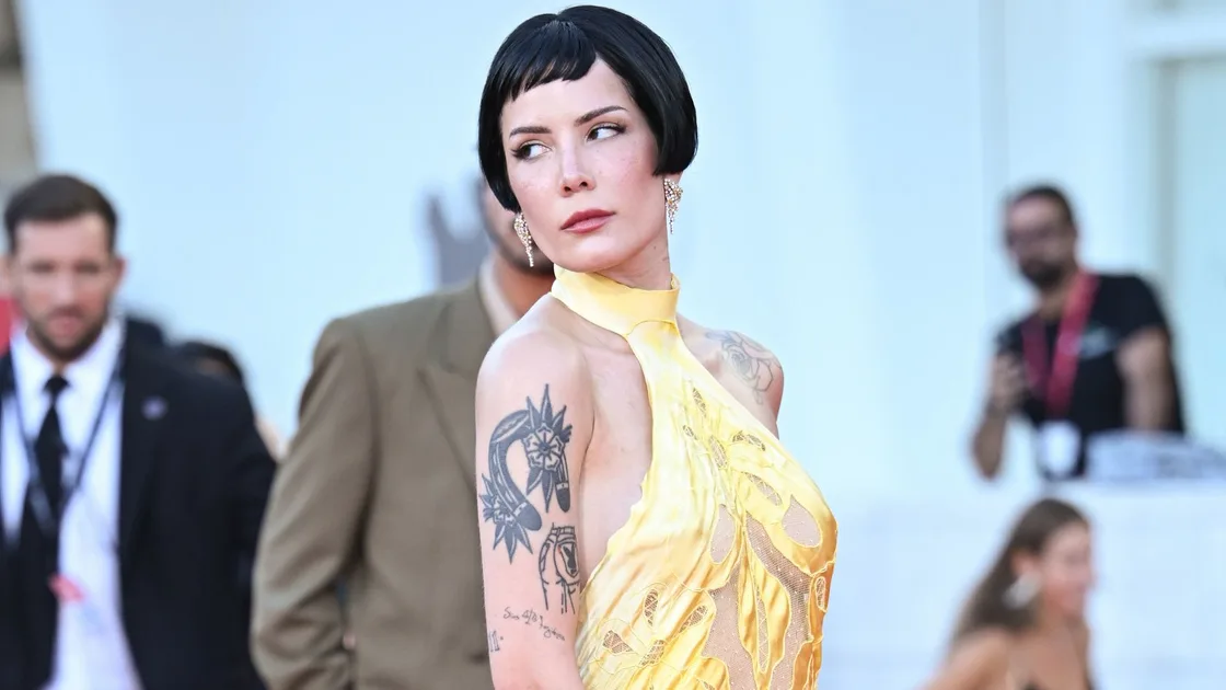 Halsey Stuns In Australian Label Nicol + Ford At Venice Film Festival