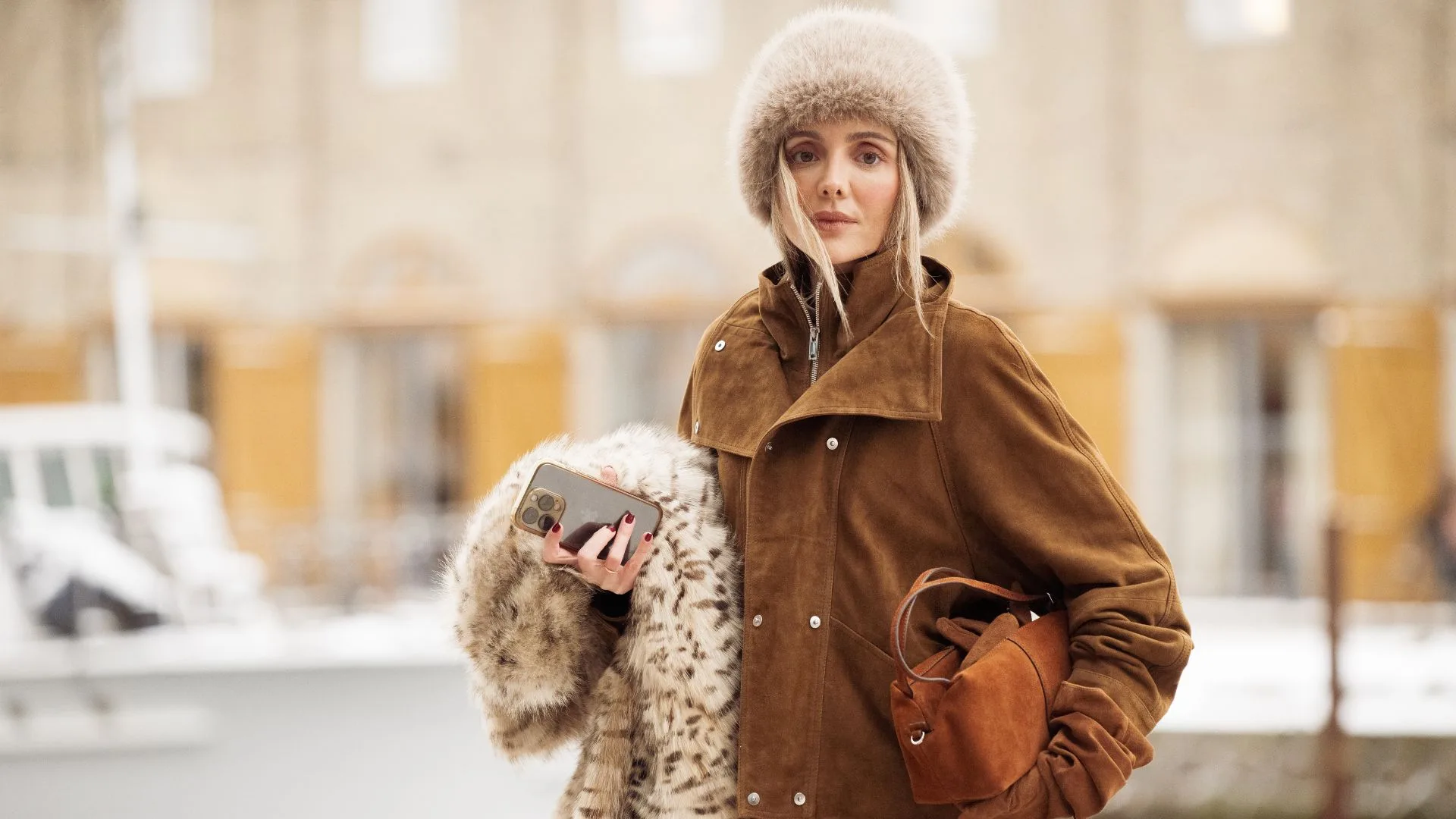 How Many Clothes Does the Average Aussie Buy? | ELLE