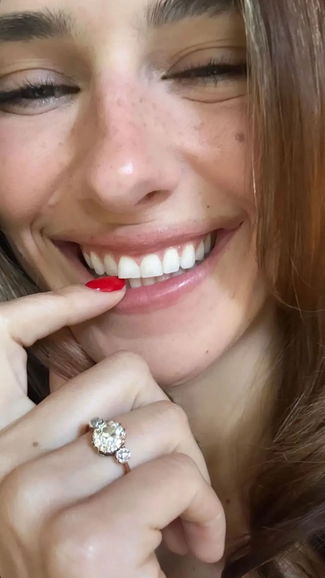Devon Lee Carlson's 3 Carat Trilogy Engagement Ring Sparks A 2026 Trend