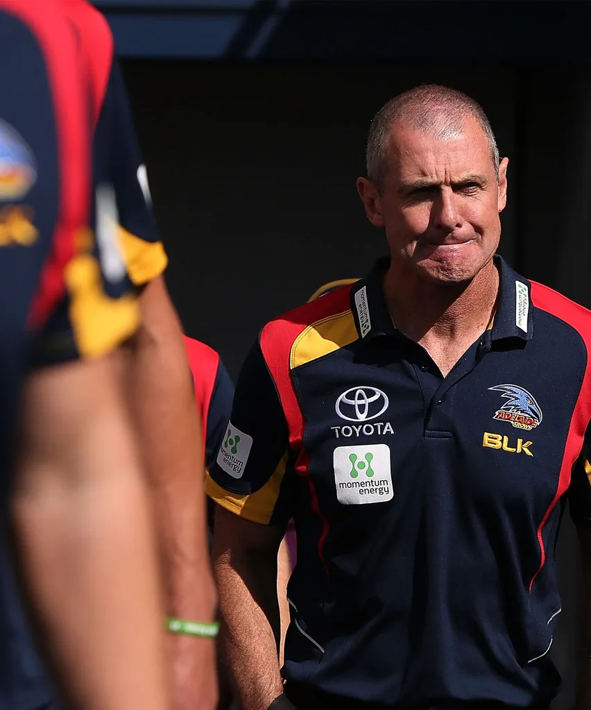 Footy fans unite over shock death of Adelaide Crows coach Phil Walsh