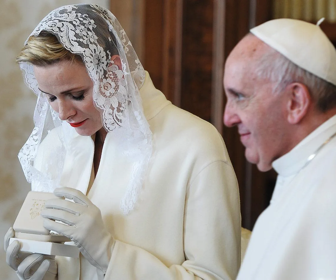 Princess Charlene and Prince Albert meet Pope Francis