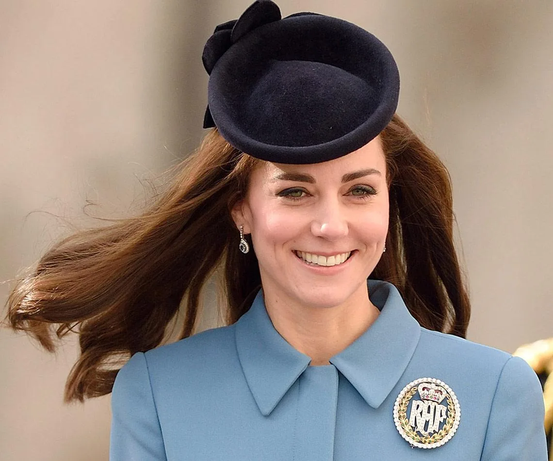 Duchess Catherine looks stunning in blue at RAF event