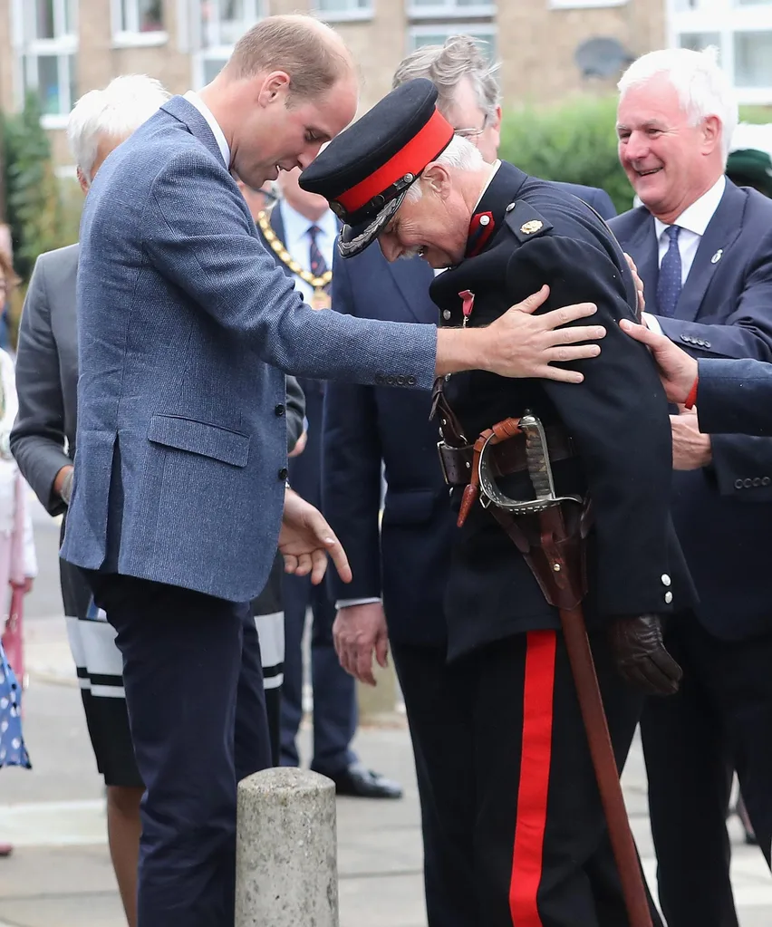 Prince William rescues a dignitary who took a tumble