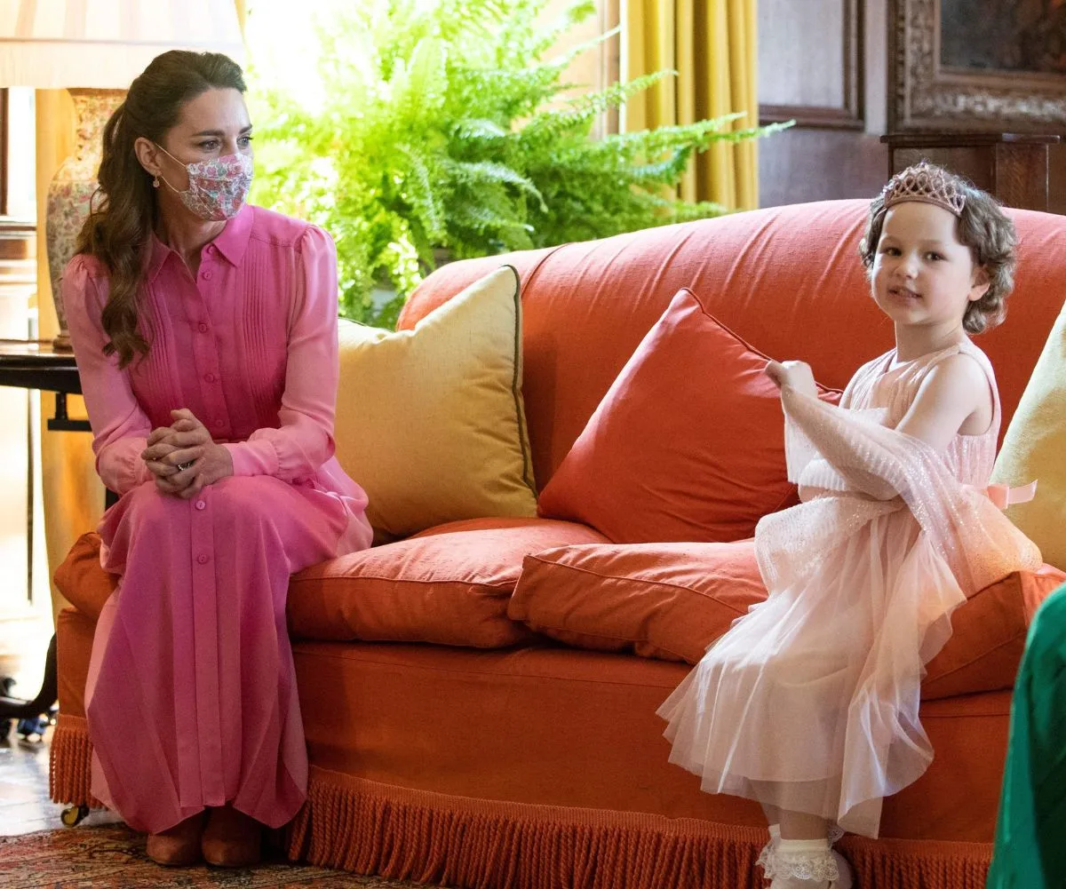 Little girl with cancer sends well wishes to Kate Middleton | Now To Love