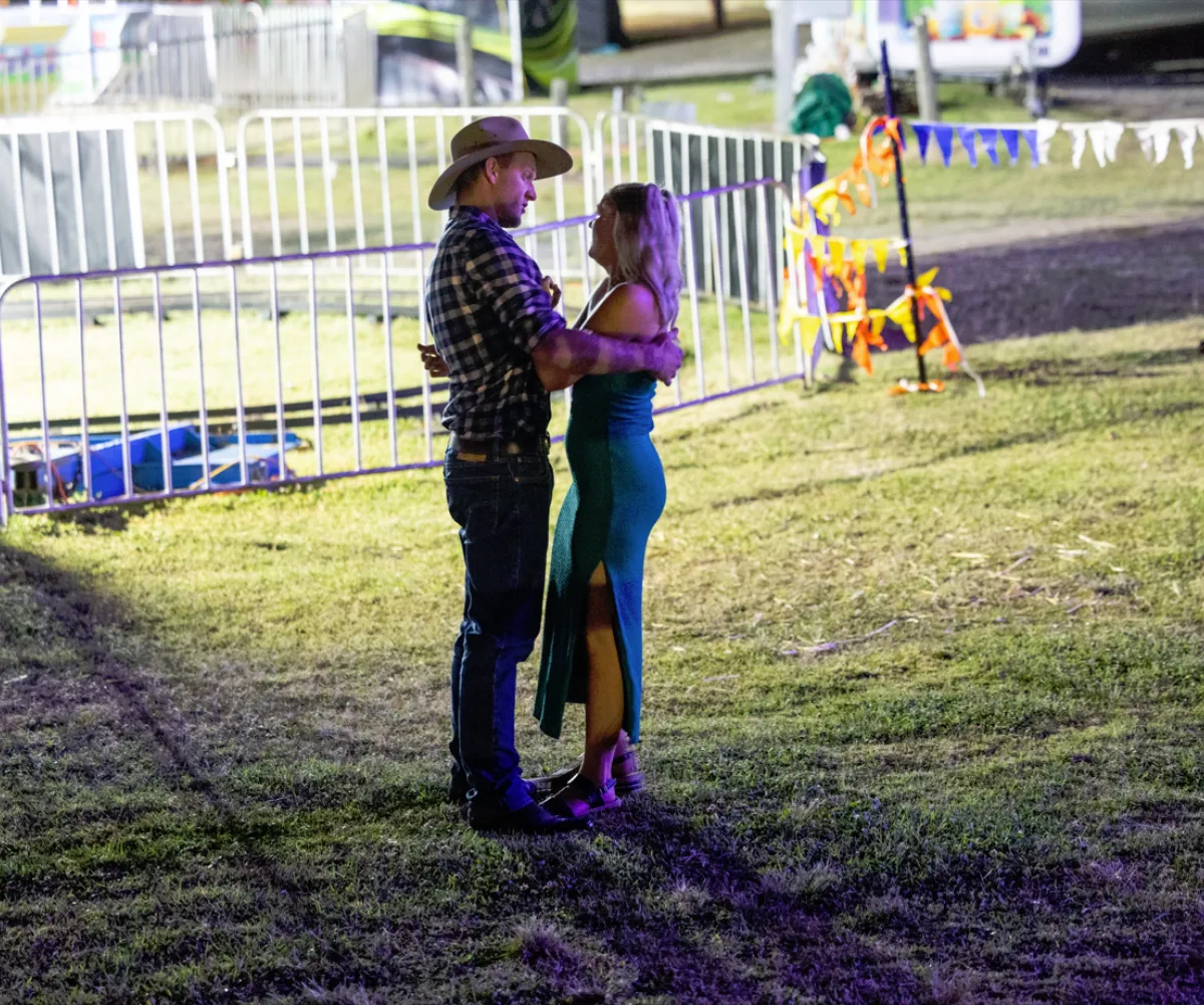 Does FWAW's Teegan have a secret boyfriend? | Now To Love